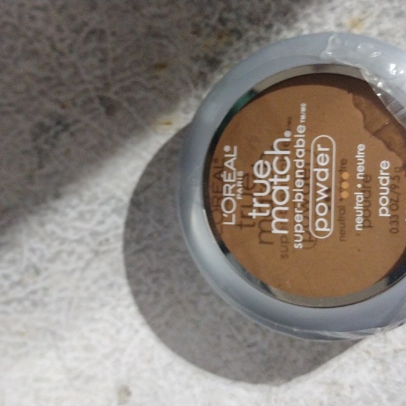 L'Oreal | Makeup | New Loreal True Match Powder | Poshmark